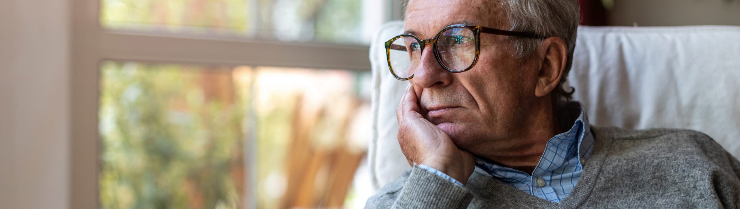 Onderste keelholte- en strottenhoofdkanker - Stichting tegen Kanker